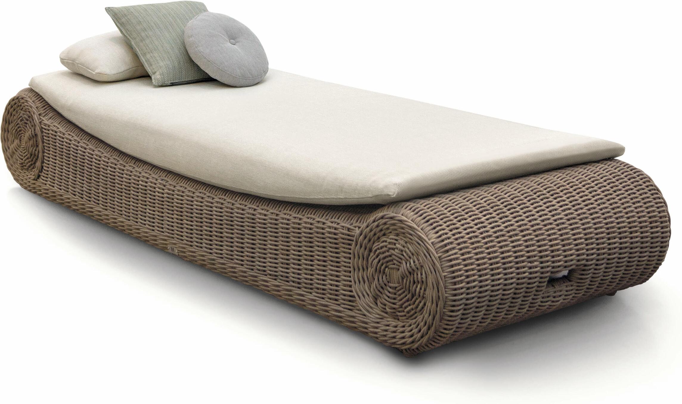 Buiten ligbed River - klein Wicker | Manutti